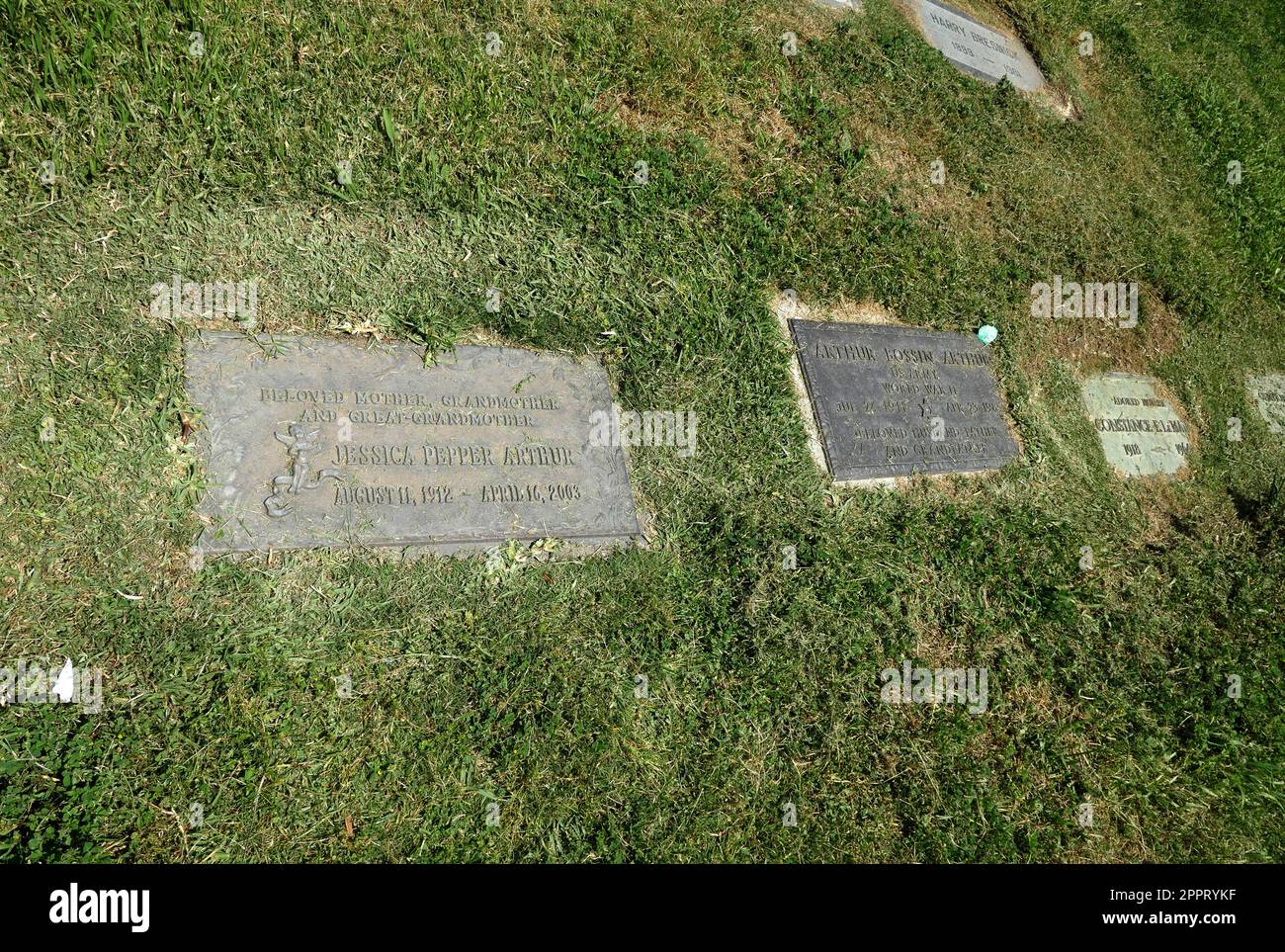 Los Angeles, California, USA 20th April 2023 Actress Jessica Pepper Grave and Art Arthur Grave ...
