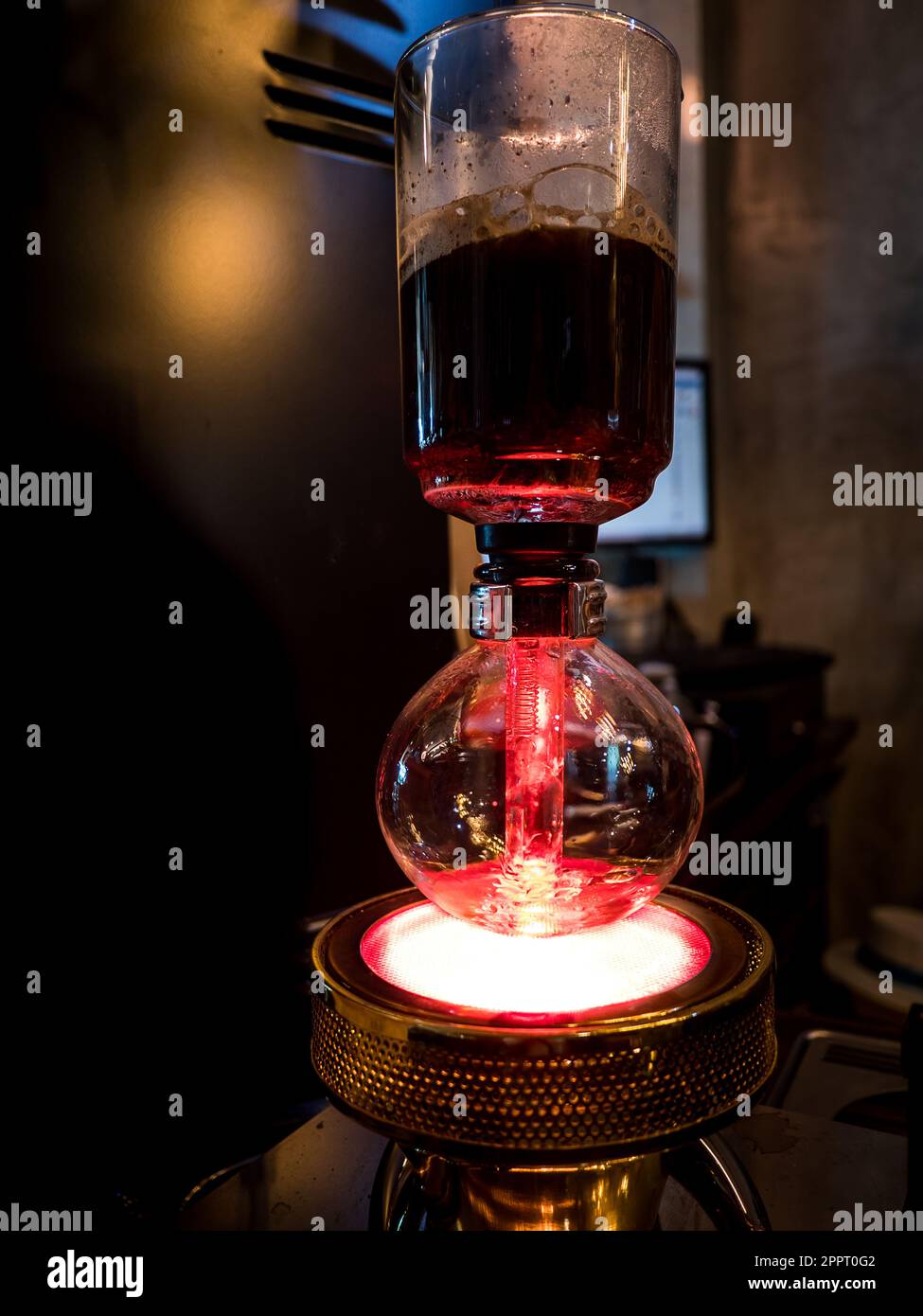 Vacuum coffee pot hi-res stock photography and images - Alamy