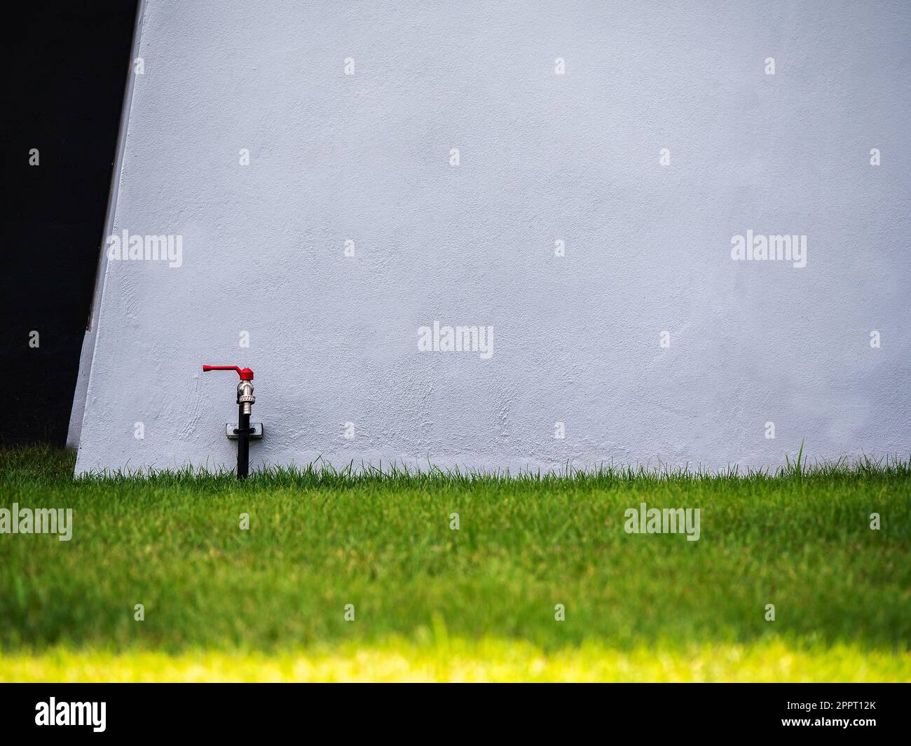 Draw off tap hi-res stock photography and images - Alamy