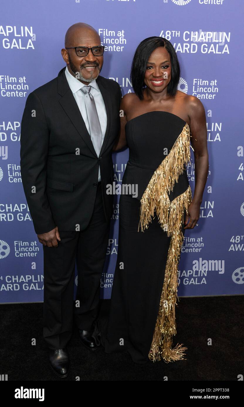 Julius Tennon and Viola Davis wearing dress by Jason Wu attend the 48th ...