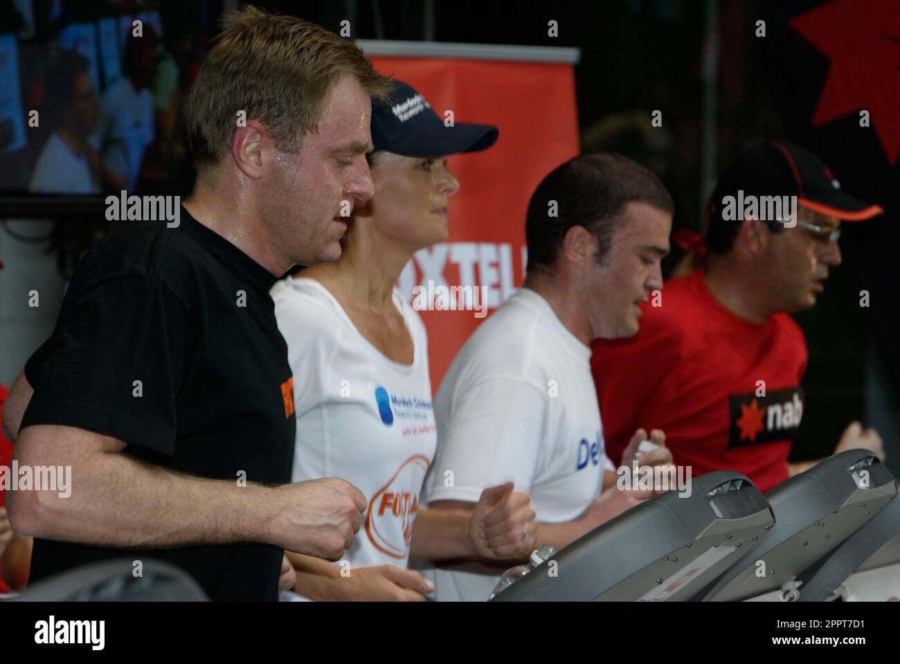 Sarah Murdoch works up a sweat in the Foxtel Lap event to raise funds ...