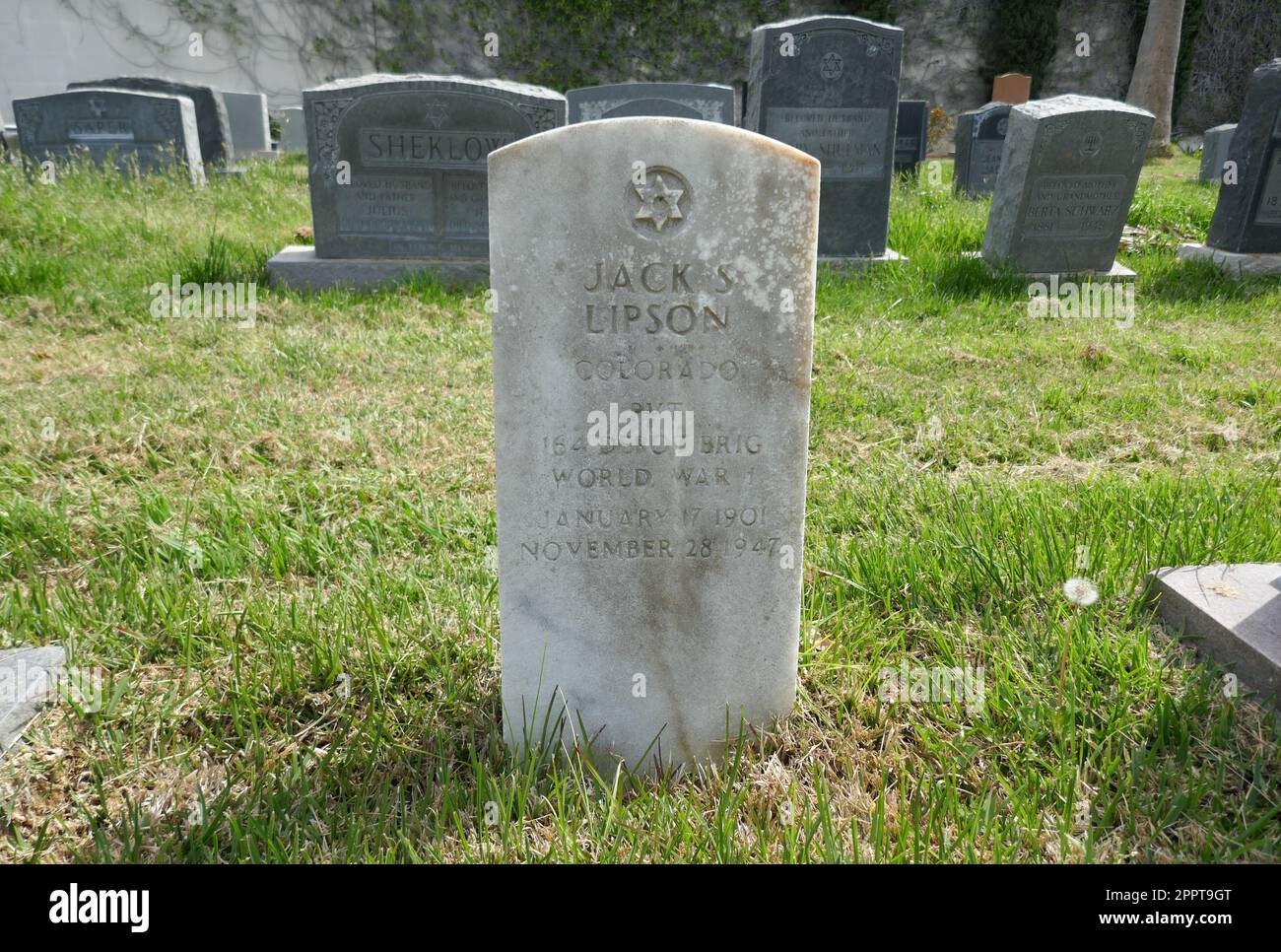 Los Angeles, California, USA 20th April 2023 Actor Jack Lipson Grave at ...