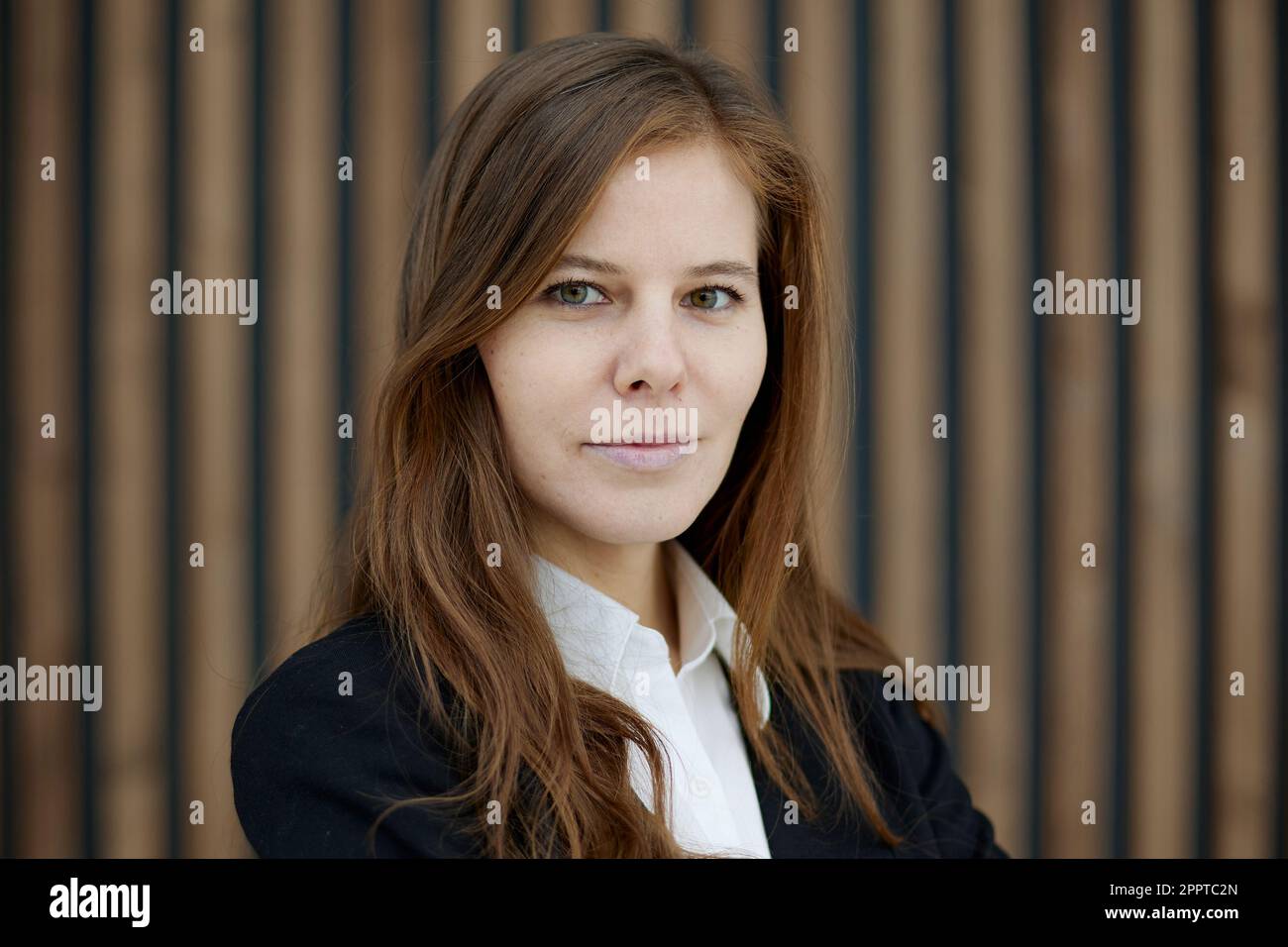 Head shot portrait confident Indian businesswoman hr manager standing ...
