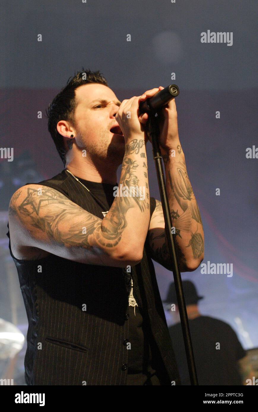 Good Charlotte perform a special, invitation-only concert at Paddington ...