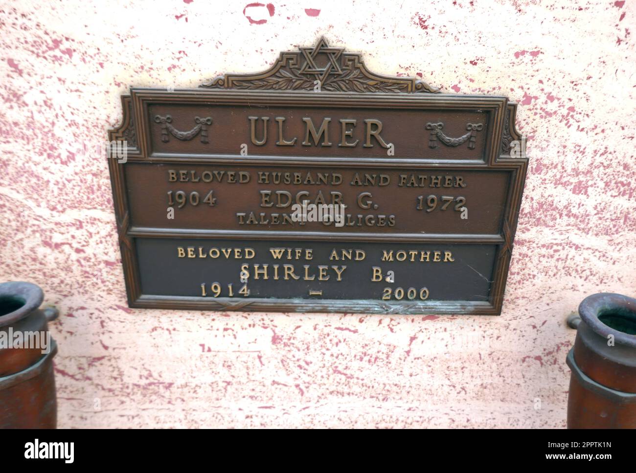 Los Angeles, California, USA 20th April 2023 Director Edgar G. Ulmer Grave and wife Screenwriter ...