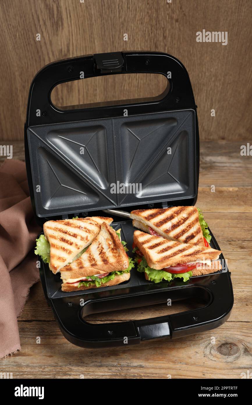 Grill maker hi-res stock photography and images - Alamy