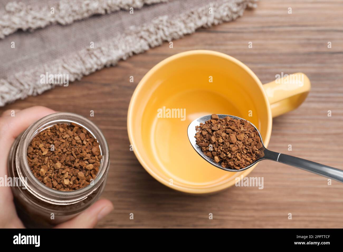 Top view pouring coffee cup hi-res stock photography and images - Alamy