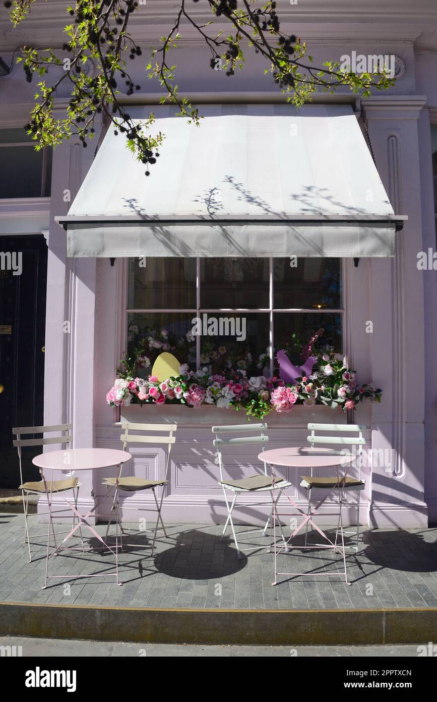 Peggy Porschen cake shop, Belgravia, London Stock Photo - Alamy
