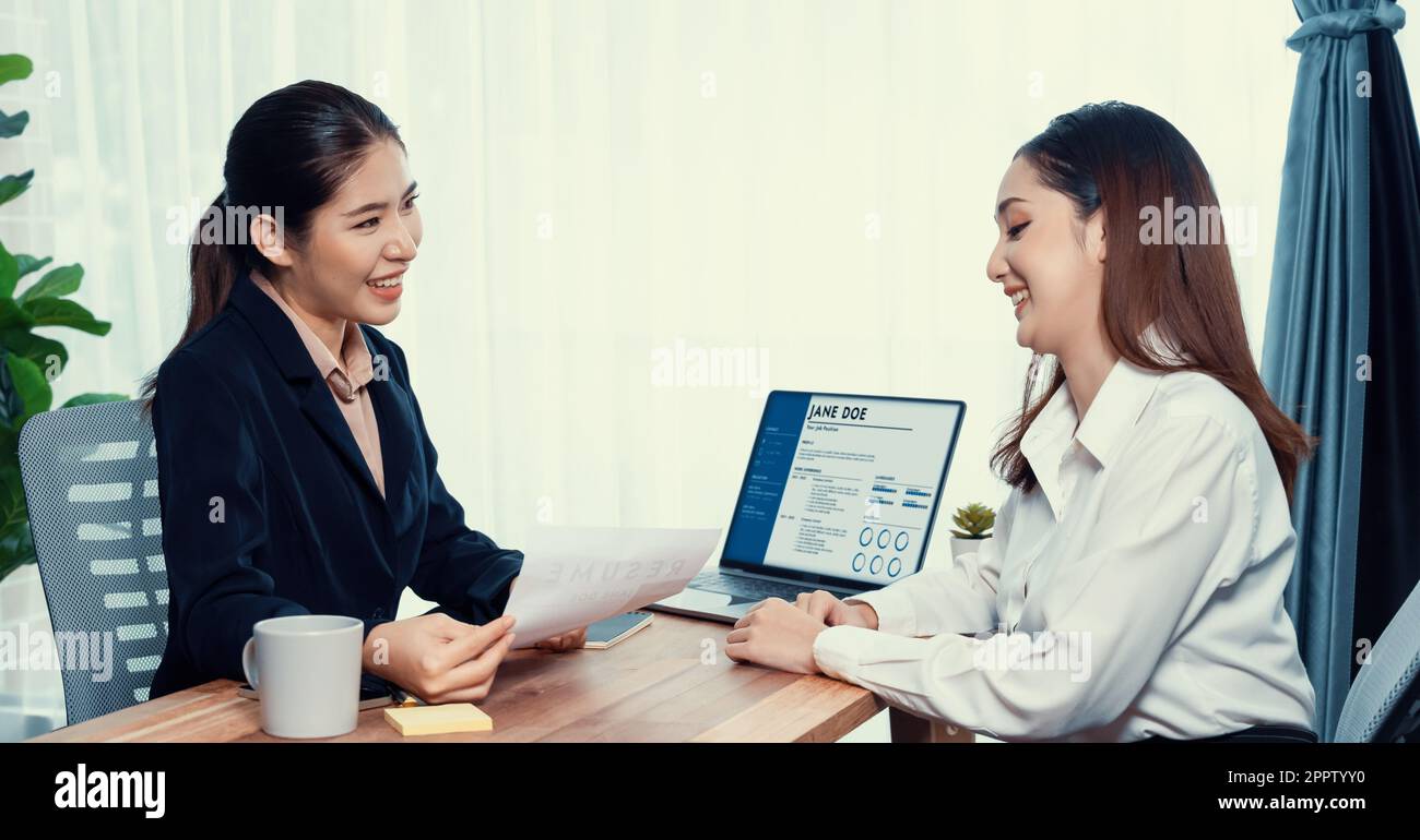 Chinese applicants hi-res stock photography and images - Alamy