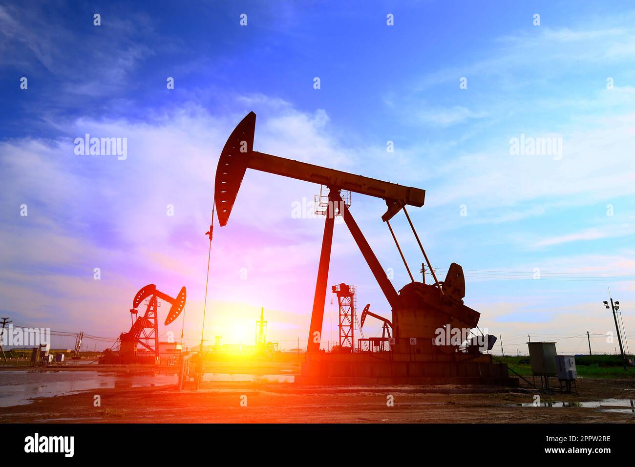 The oil pump, industrial equipment Stock Photo - Alamy