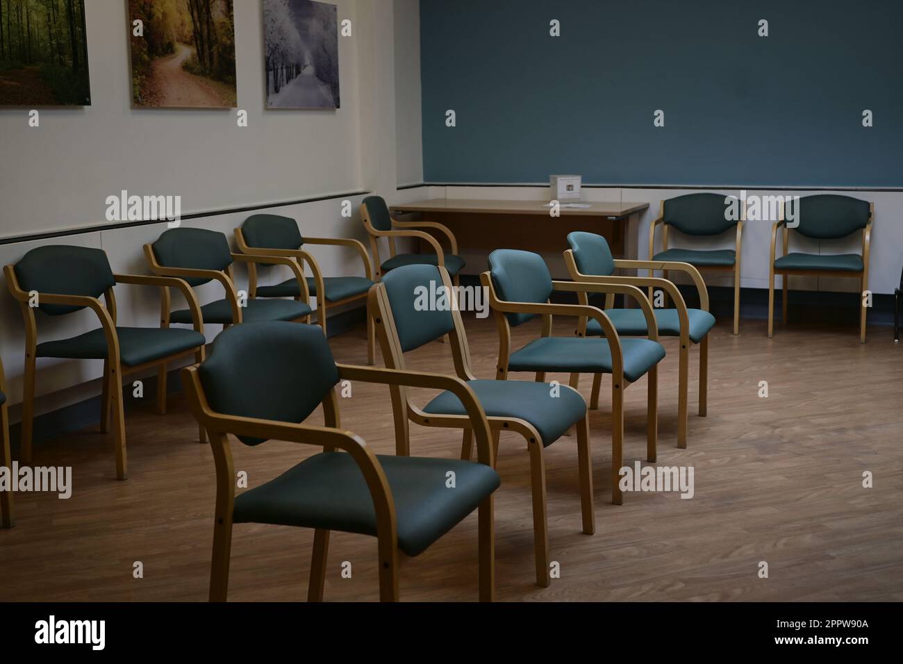 hospital / gp / doctor Stock Photo - Alamy