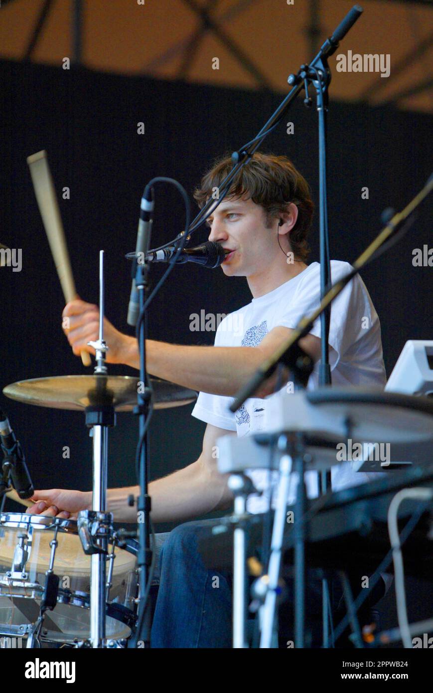 Gotye performing at Homebake, Australia’s annual outdoor music festival ...