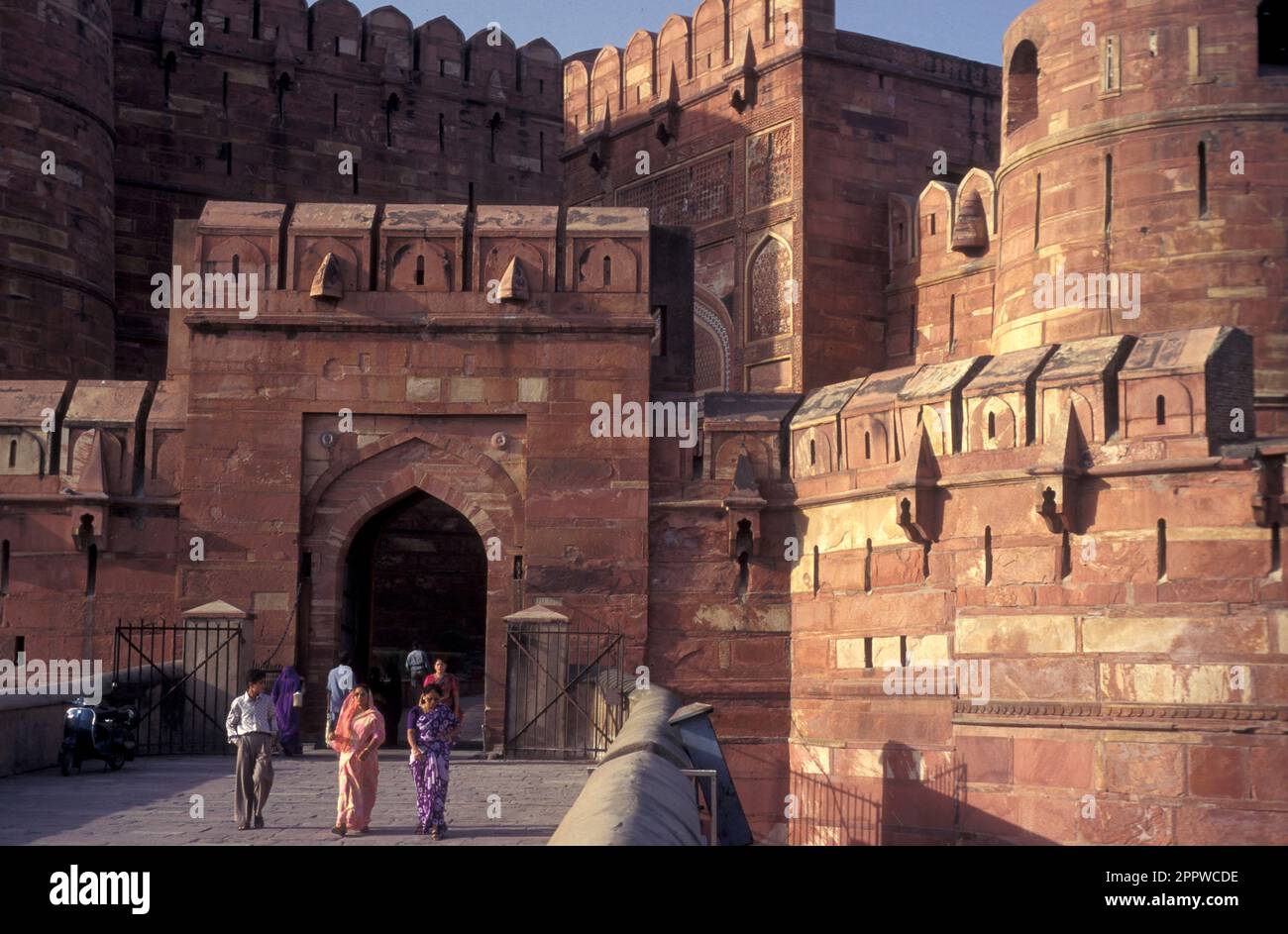 the architecture of the Agra Fort in the city of Agra in the Province ...