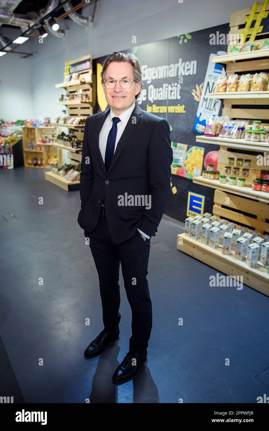 Hamburg, Germany. 25th Apr, 2023. Markus Mosa, CEO of Edeka, stands in ...