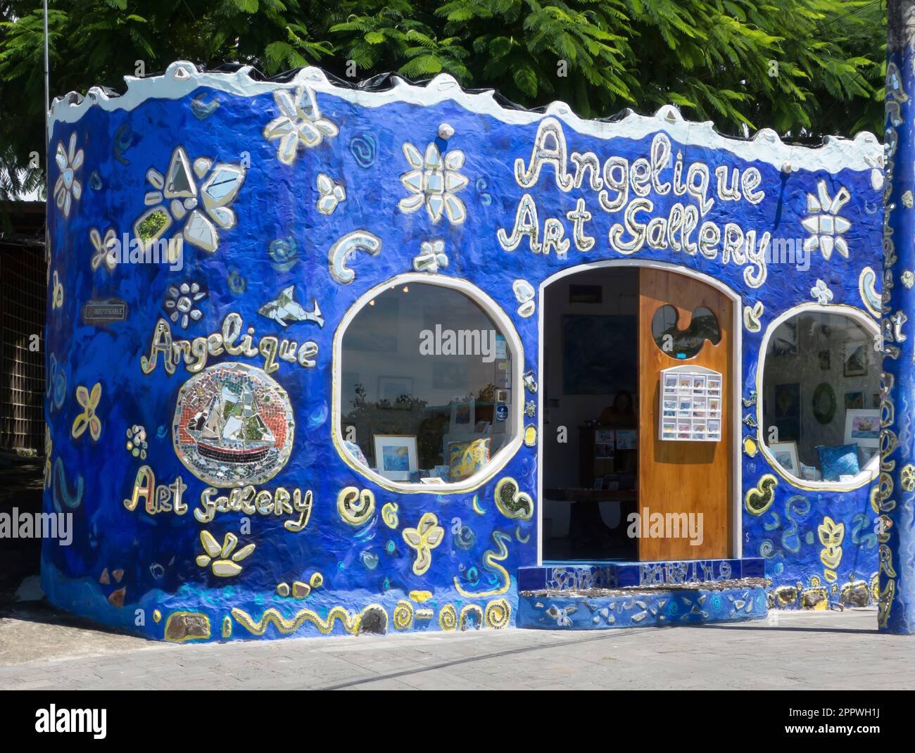 Angelique art gallery hi-res stock photography and images - Alamy