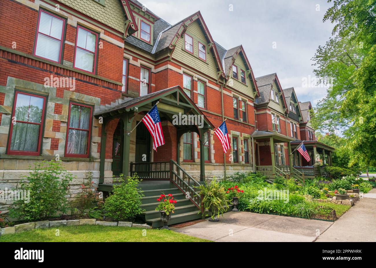 Pullman factory workers hi-res stock photography and images - Alamy