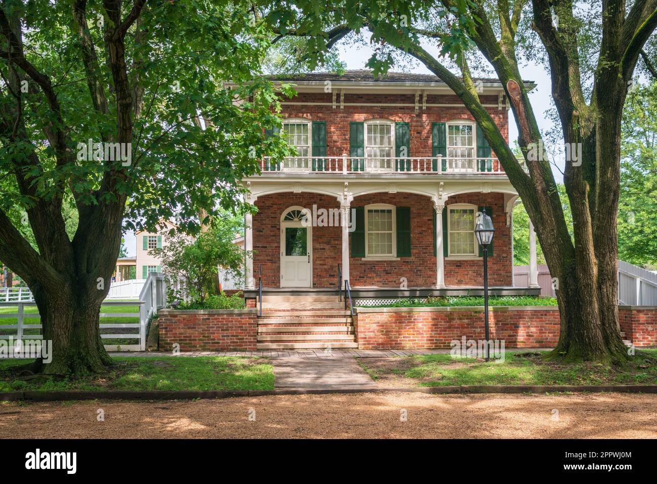 Lincoln presidential library and museum hi-res stock photography and ...