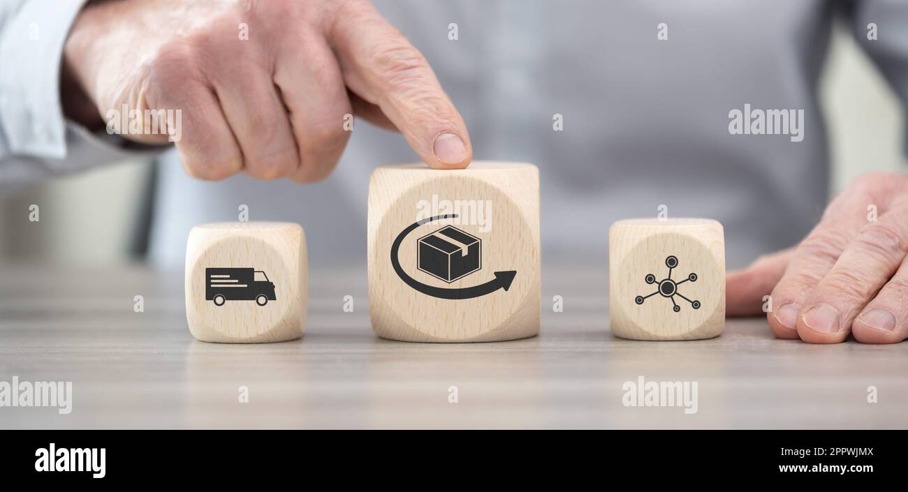 Wooden blocks with symbol of distribution concept Stock Photo - Alamy