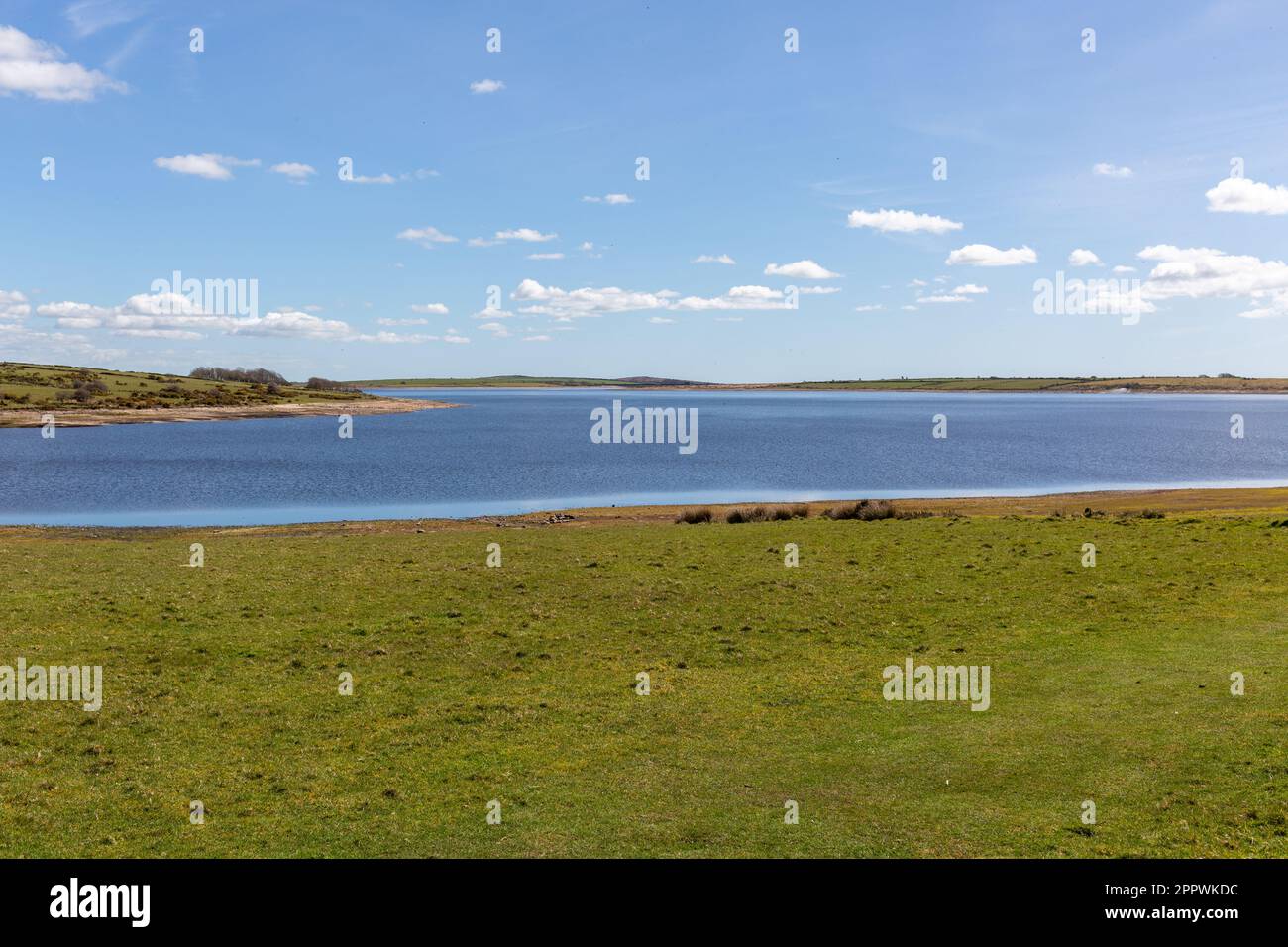 Colliford Lake and Dam, Bodmin Moor Cornwall Stock Photo - Alamy