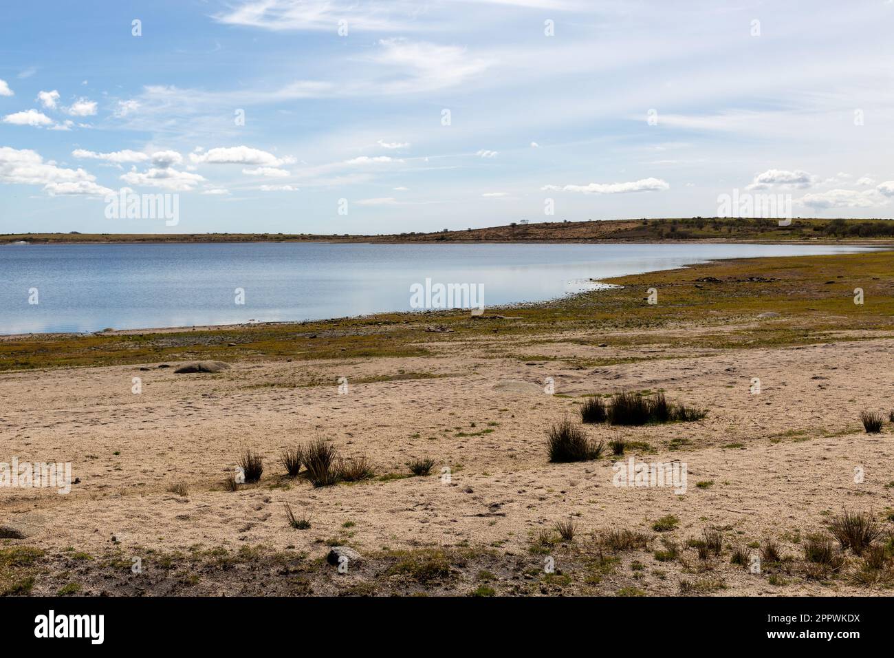 Colliford Lake and Dam, Bodmin Moor Cornwall Stock Photo - Alamy
