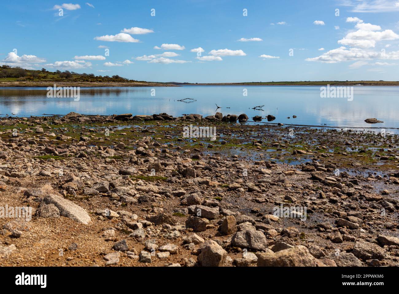 Colliford Lake and Dam, Bodmin Moor Cornwall Stock Photo - Alamy