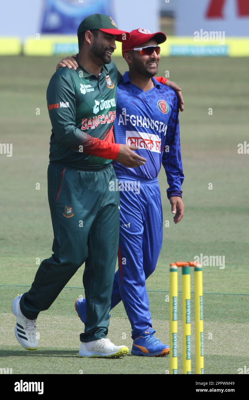 Afghanistan captain gulbadin naib hi-res stock photography and images ...