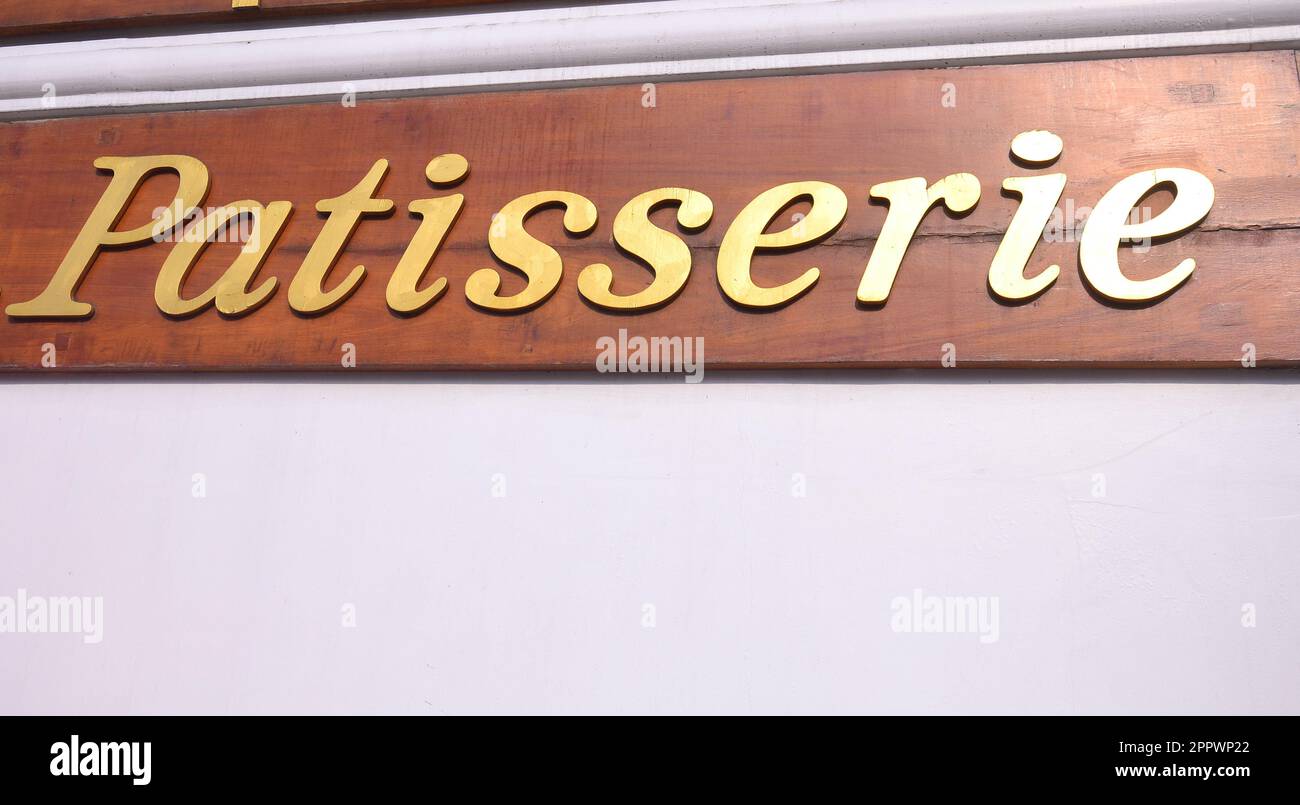 Patisserie sign hi-res stock photography and images - Alamy