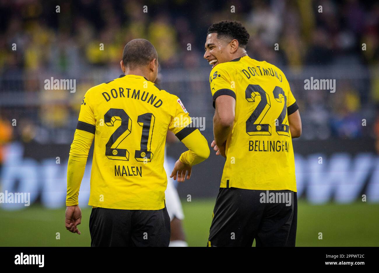 Dortmund, Germany. 22nd Apr, 2023. Torjubel: Donyell Malen (BVB), Jude ...