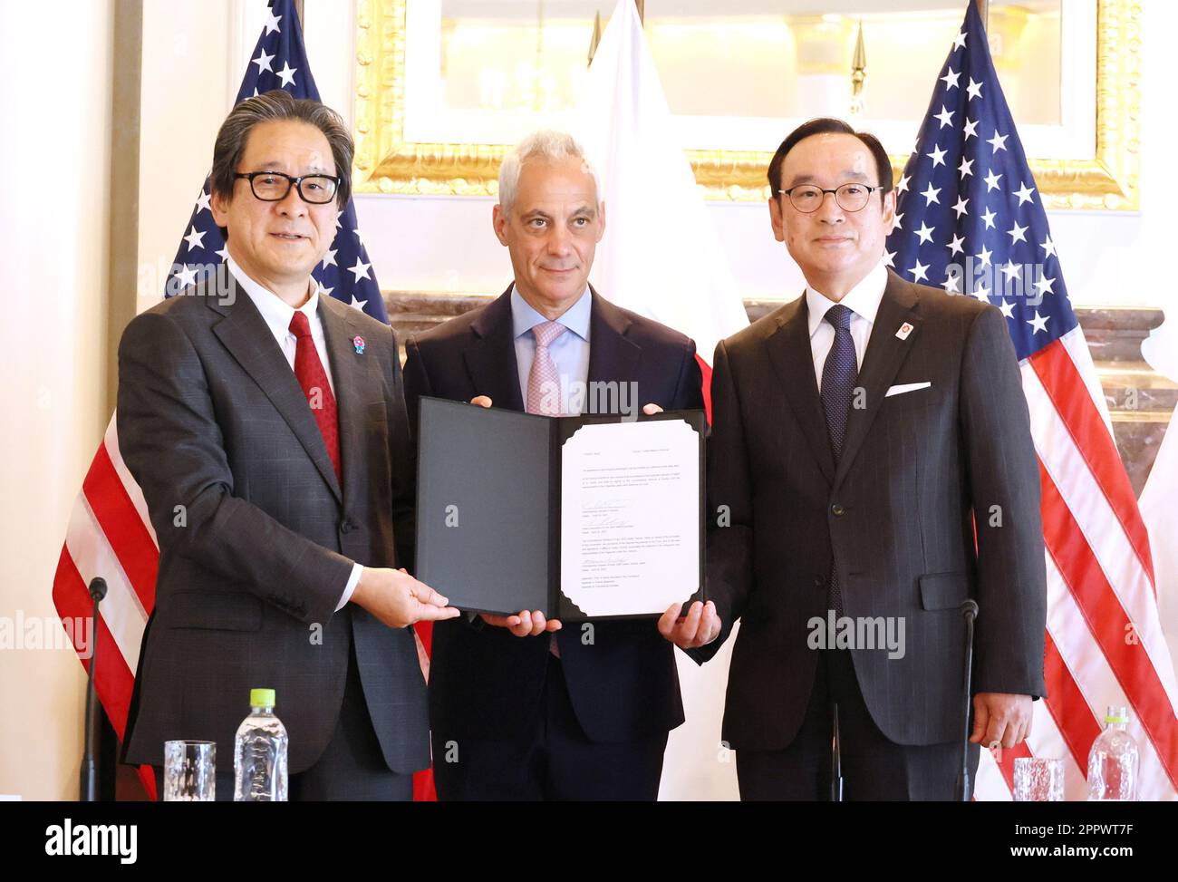 Tokyo, Japan. 25th Apr, 2023. US ambassador to Japan Rahm Emanuel (C ...