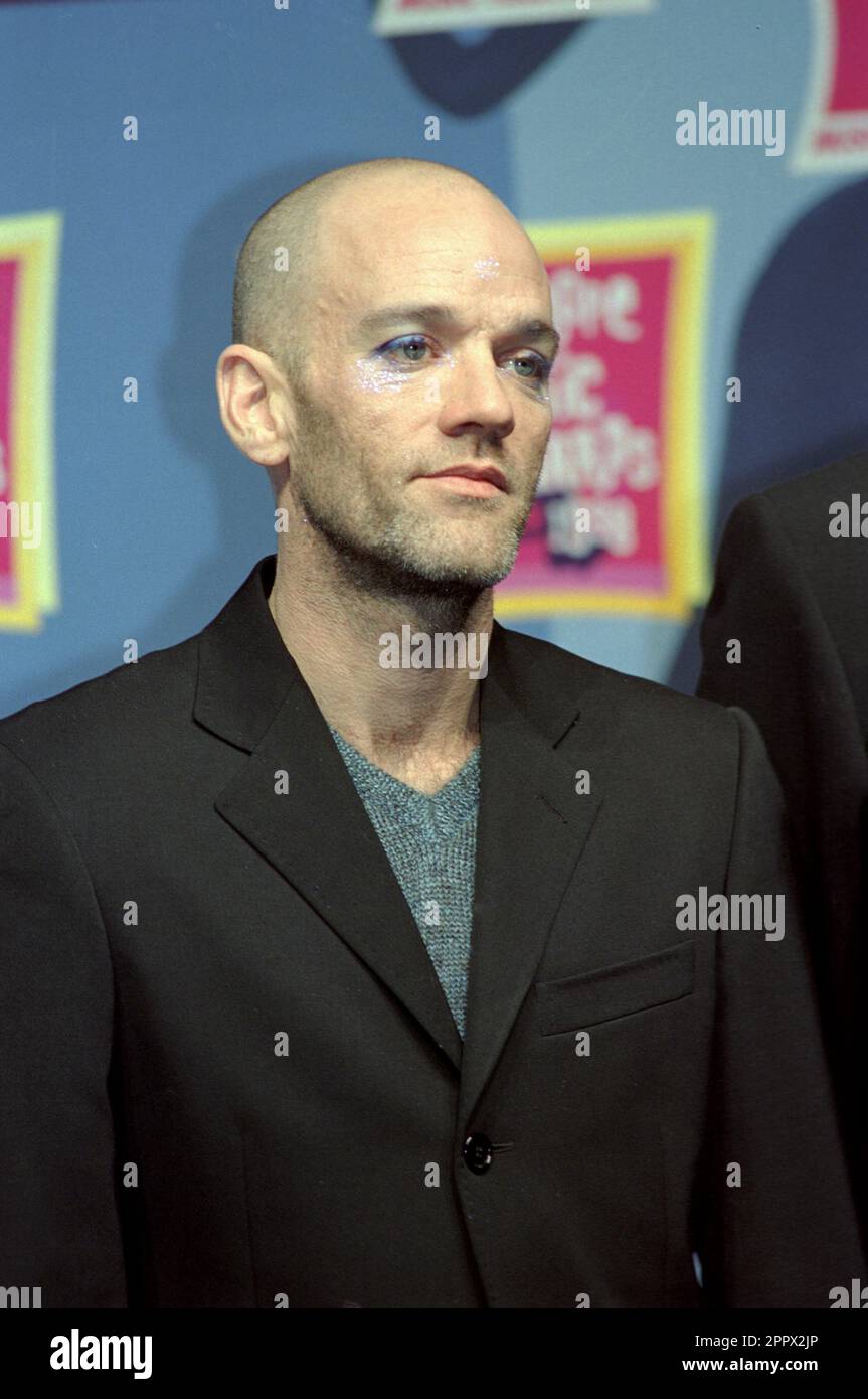 Rem band hi-res stock photography and images - Alamy