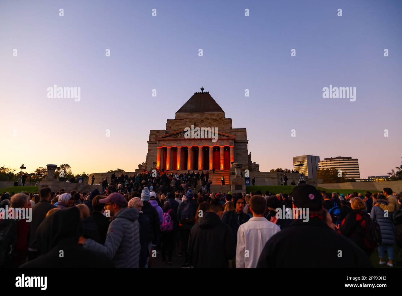 Members of the public pay their respects at The Shrine of Remembrance ...