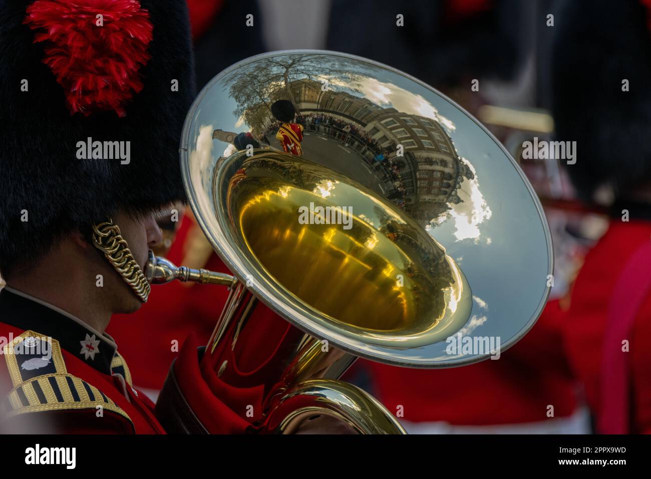 London, UK. 25th Apr, 2023. ANZAC day commemoration at the Cenotaph ...