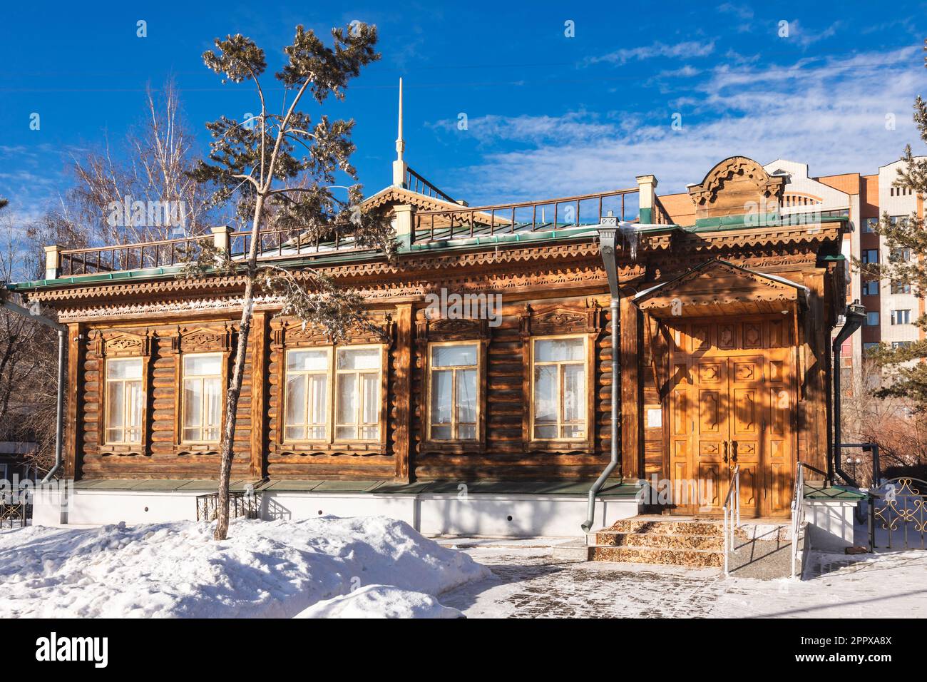 Highly decorated 19th century wooden log house hosting Saken Seifullin ...