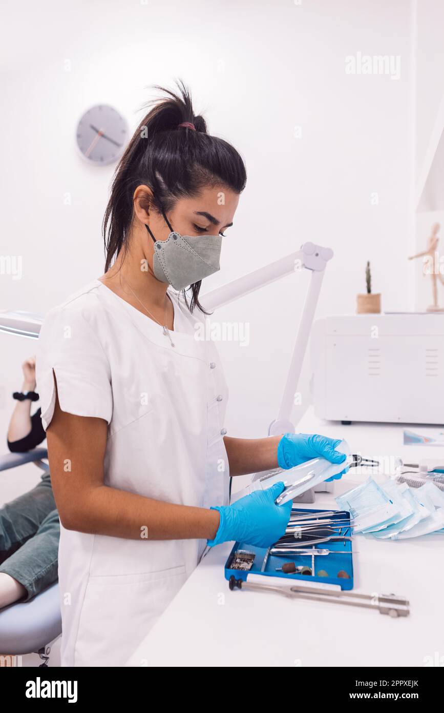 Doctor prepare medicine medical instruments hi-res stock photography ...