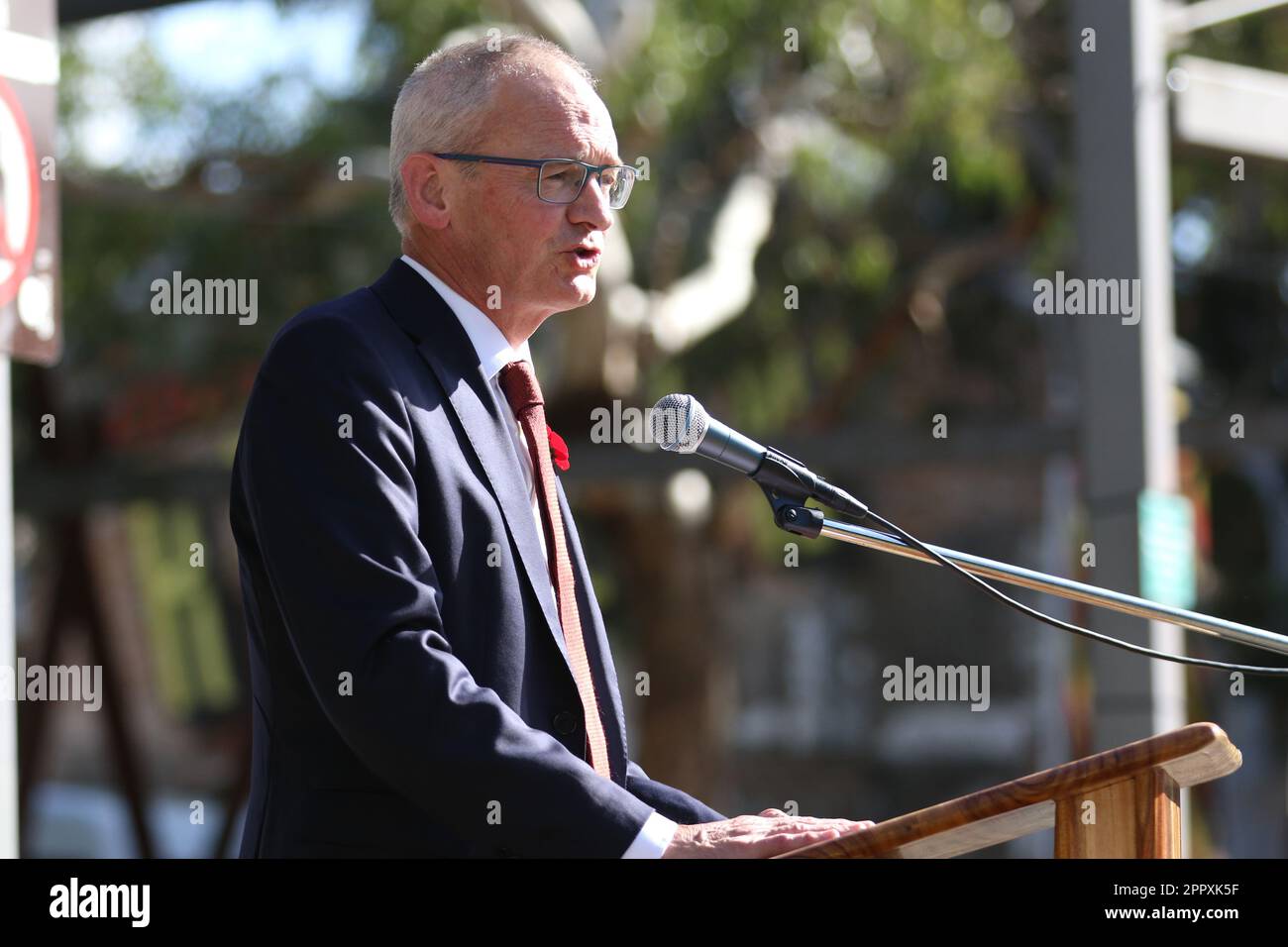 New zealand consul general hi-res stock photography and images - Alamy