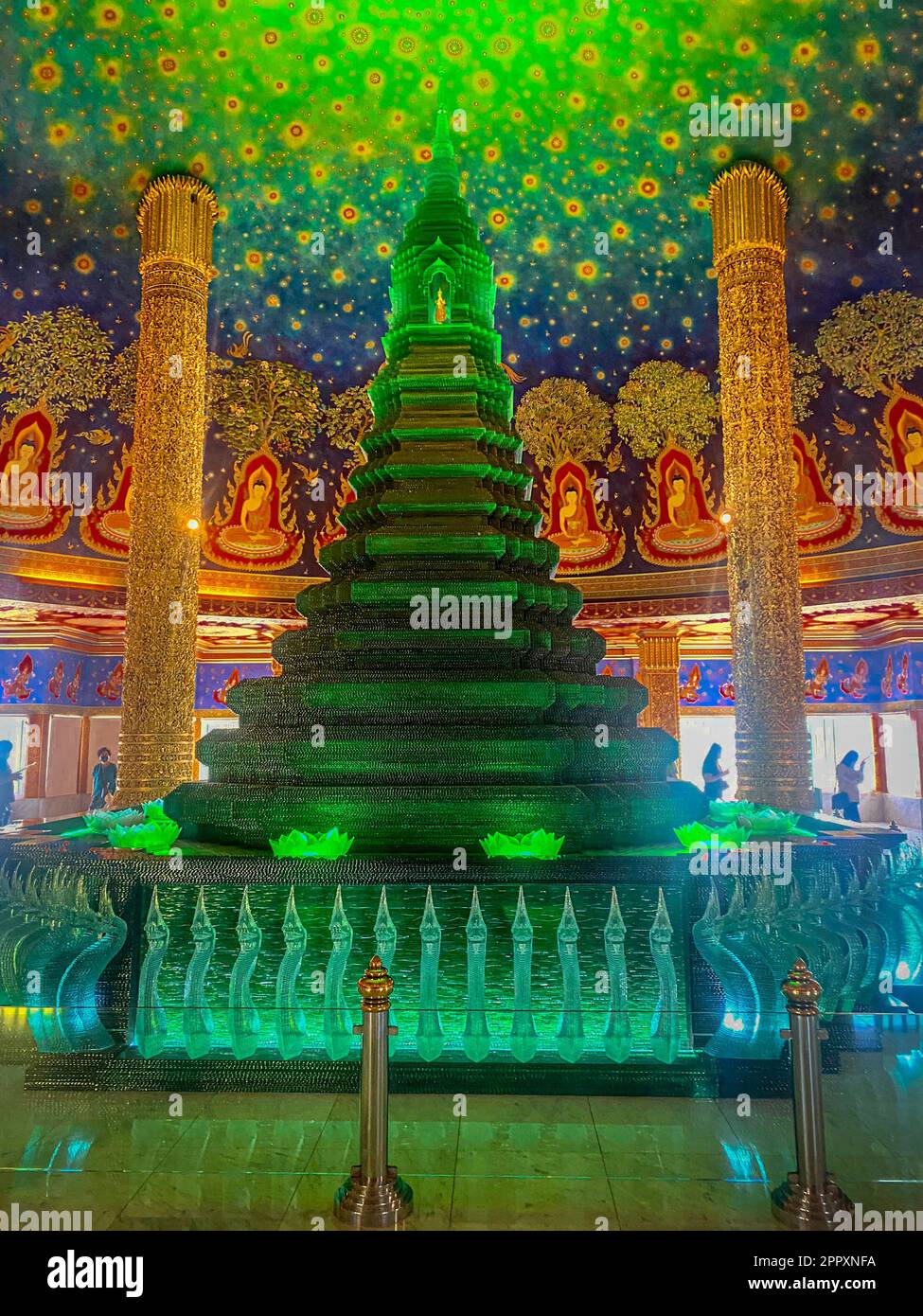 Wat pak nam phasi charoen temple hi-res stock photography and images ...