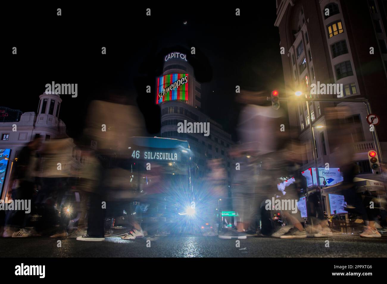 The new sign, which weighs 600 kilos and is 37 meters high, is ...