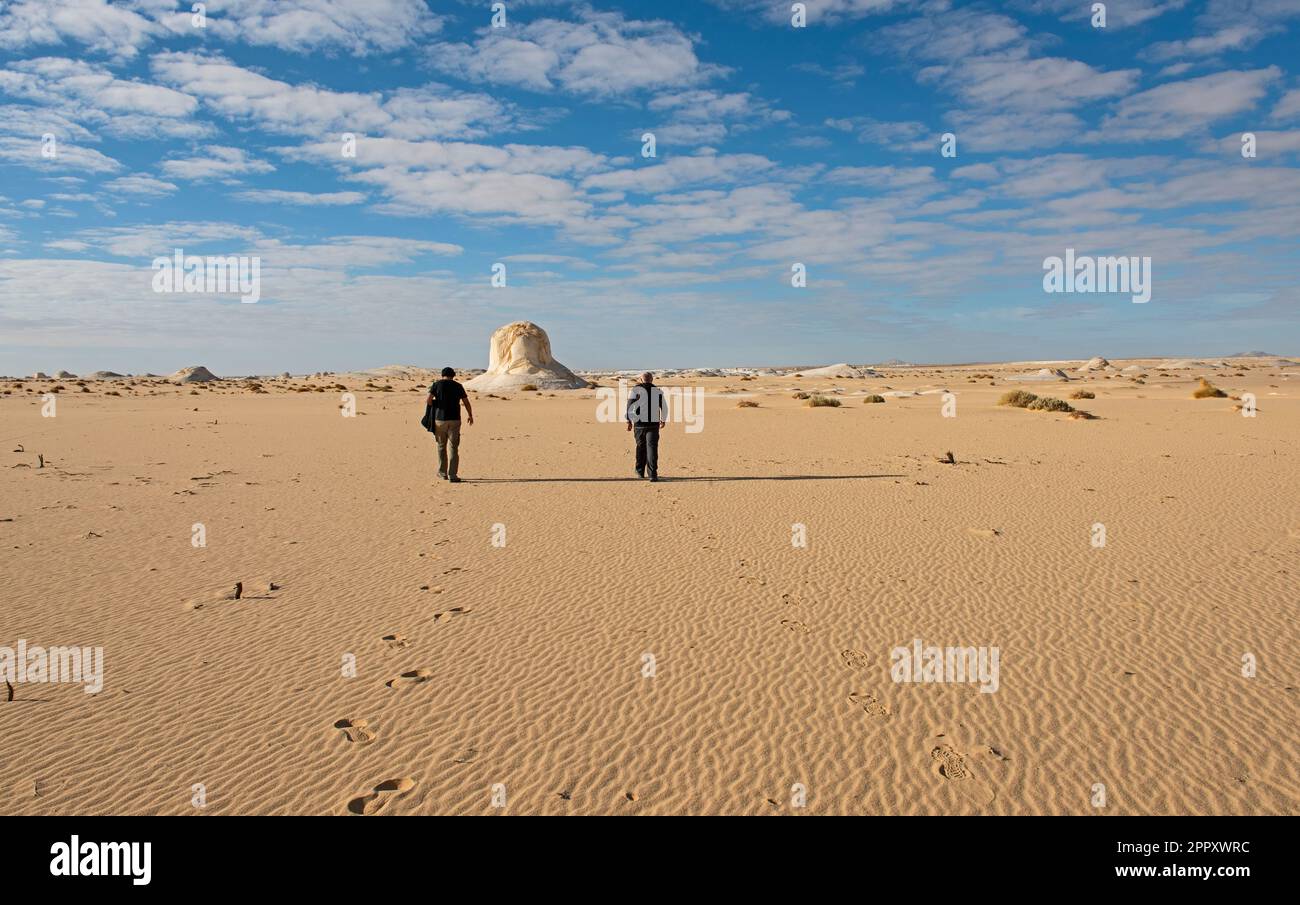 Hiking egypt hi-res stock photography and images - Alamy