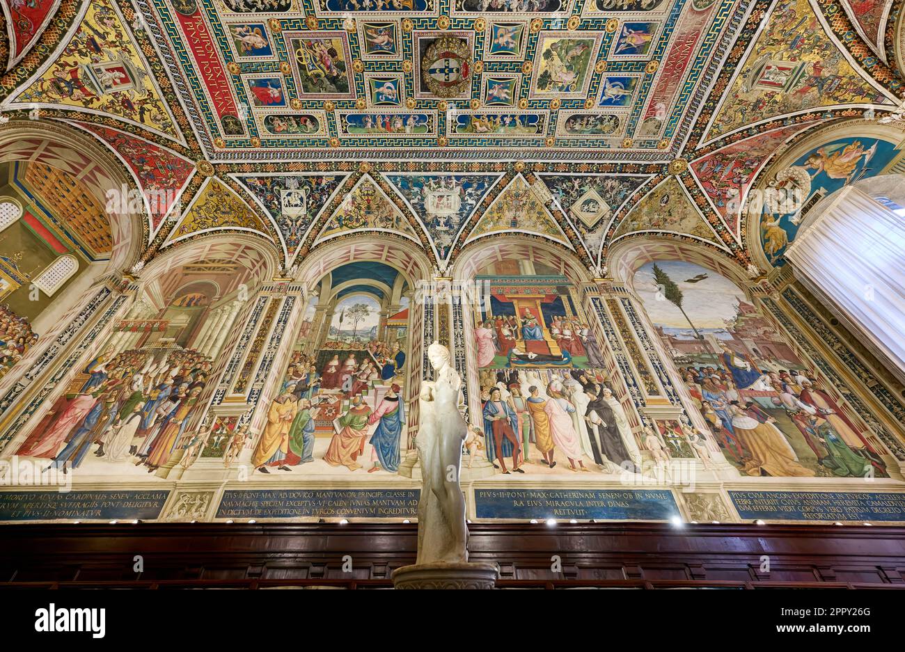 frescos of Libreria Piccolomini library in Cathedral of Siena, Duomo di ...