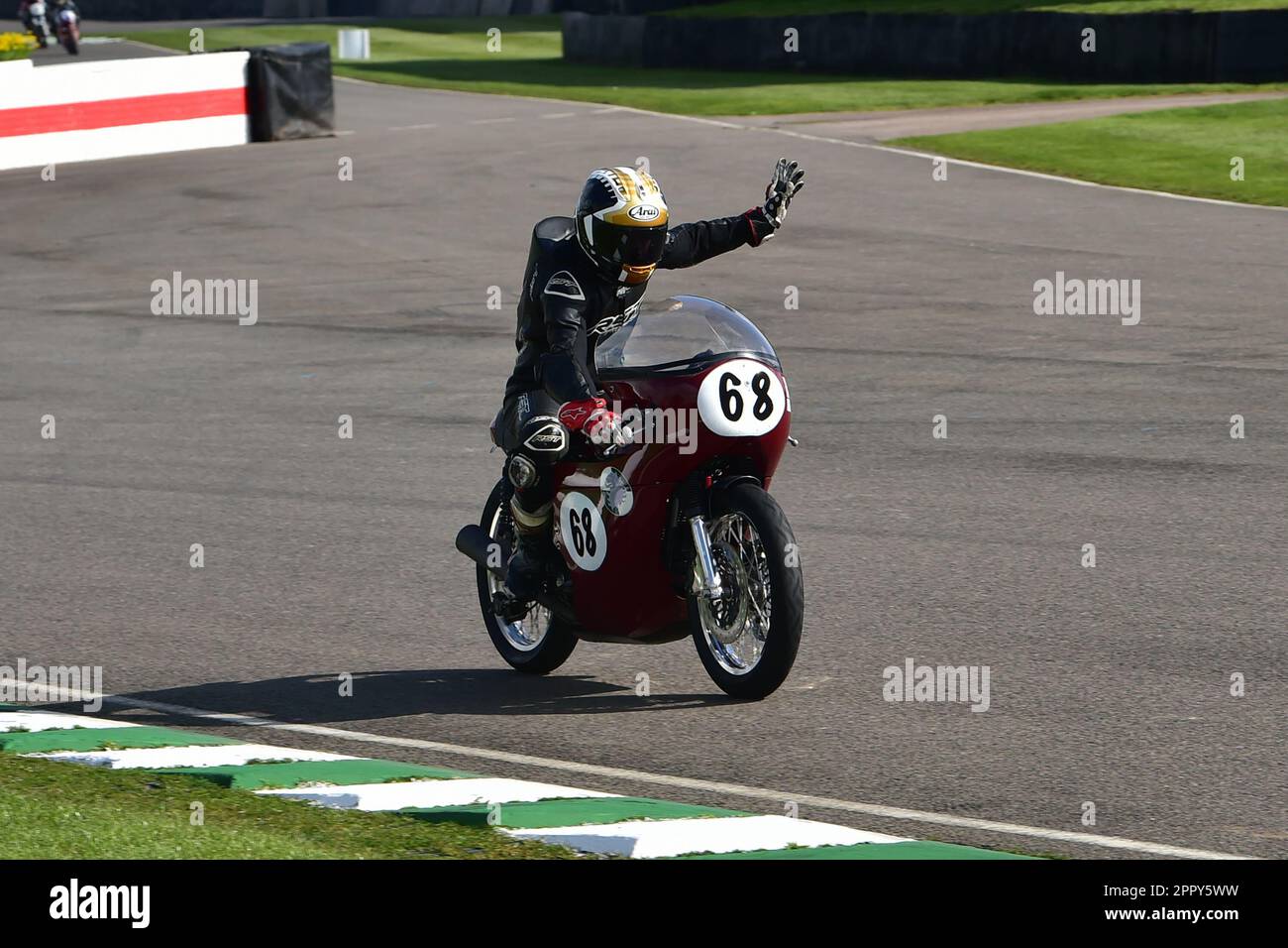Michael Russell, Norton Manx Commando, Hailwood Trophy featuring the ...