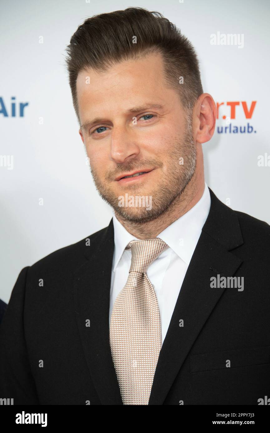 Schellinger hi-res stock photography and images - Alamy