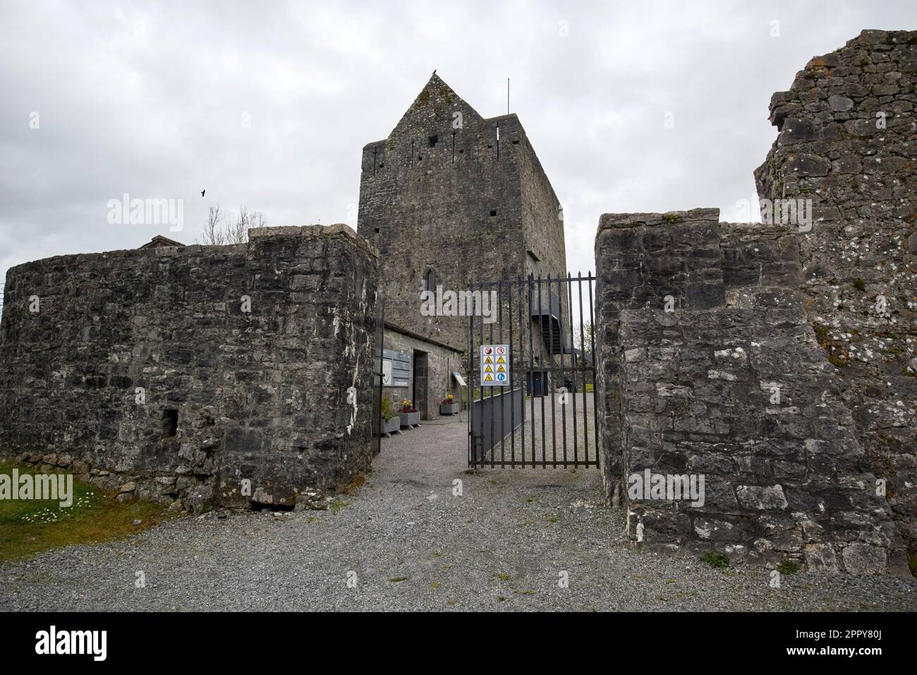Athenry ireland hi-res stock photography and images - Alamy