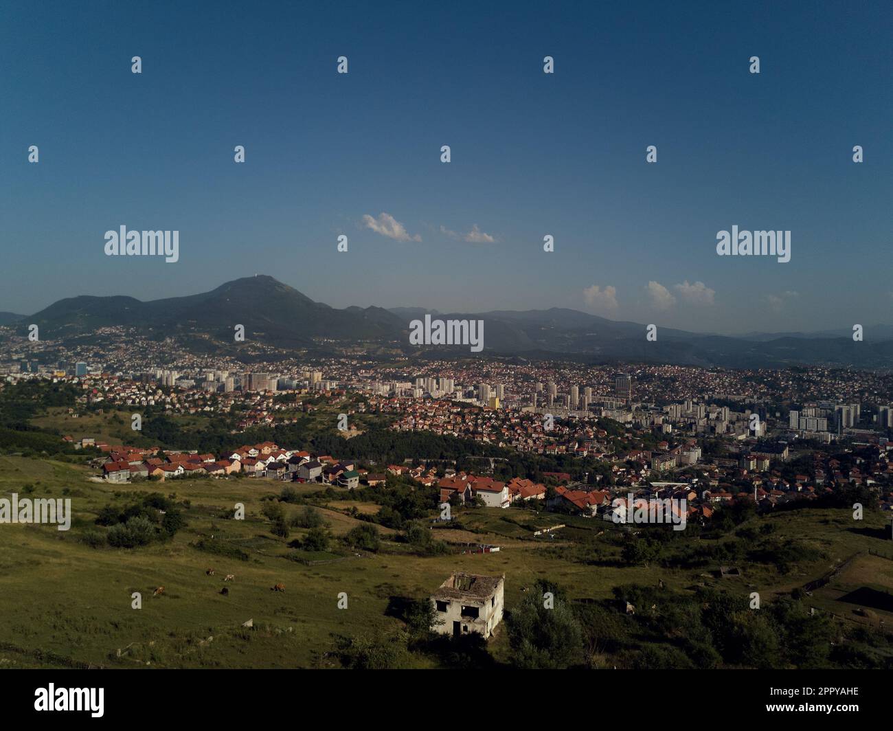 Capital city scenery hi-res stock photography and images - Alamy