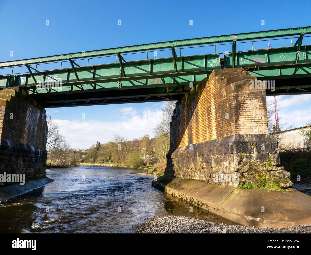A railway bridge over the River Kent in Kendal, Cumbria, UK Stock Photo ...