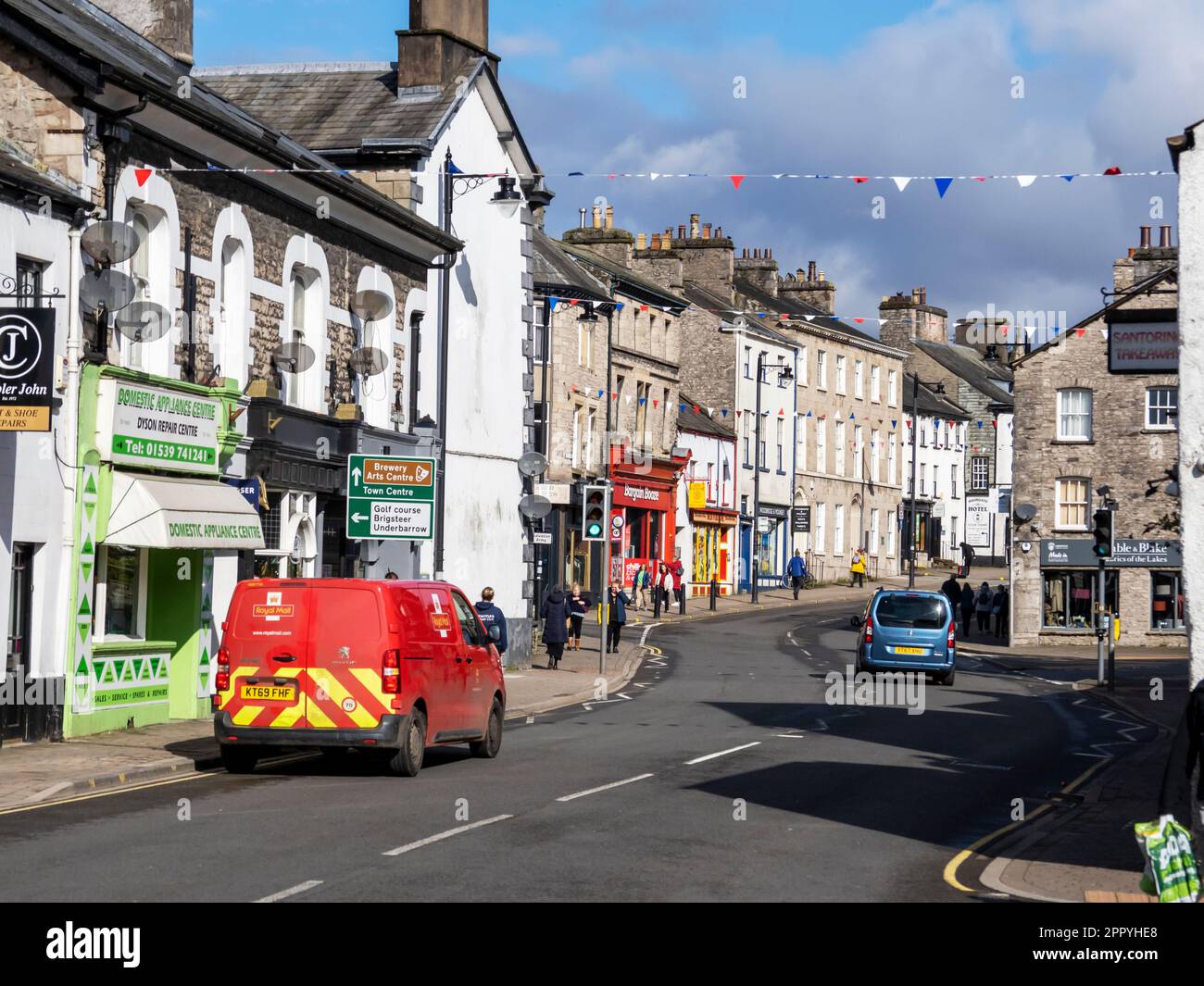 Kendal town centre hi-res stock photography and images - Alamy
