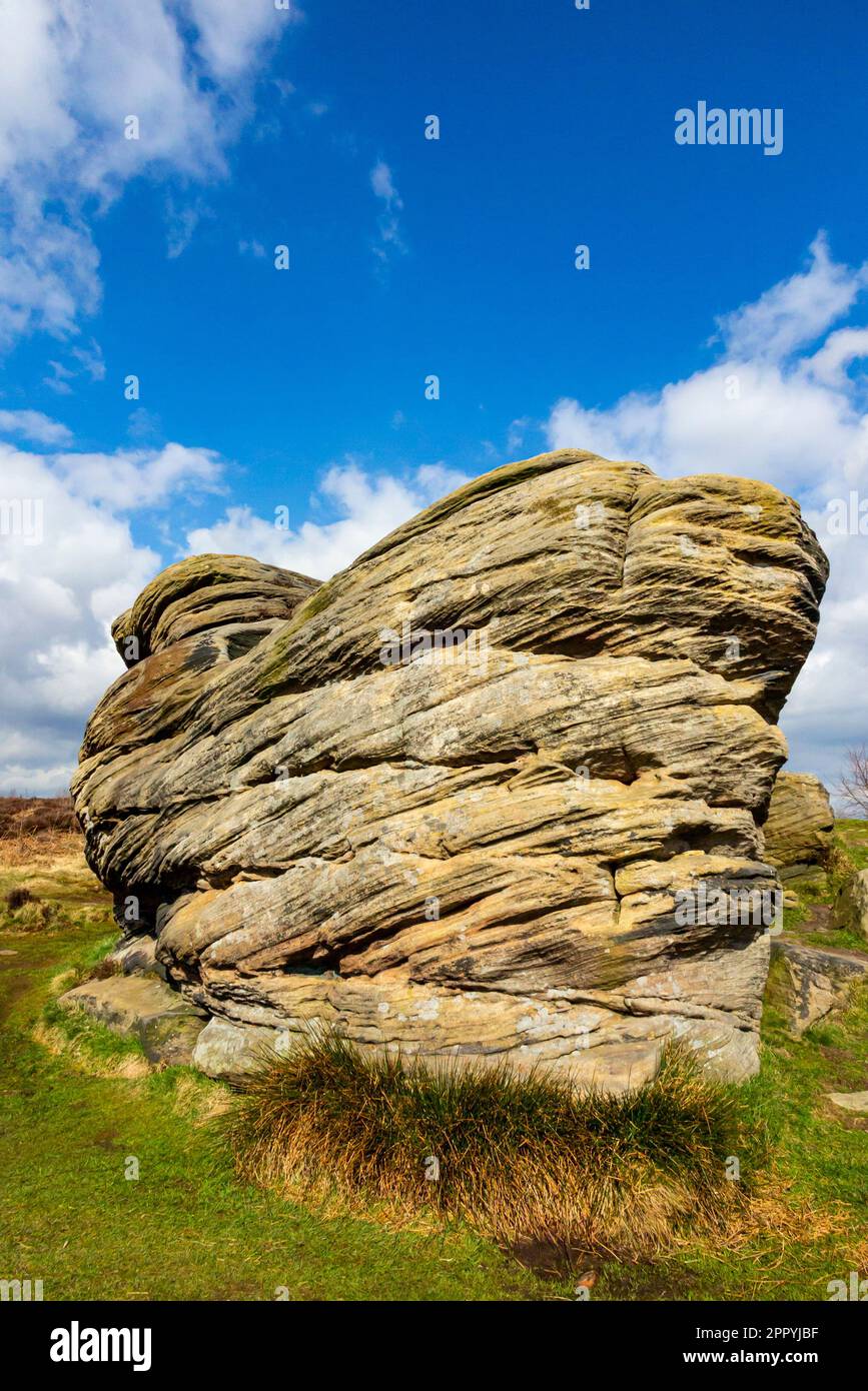 The Three Ships rock formation at Birchen Edge near Baslow in the Peak ...