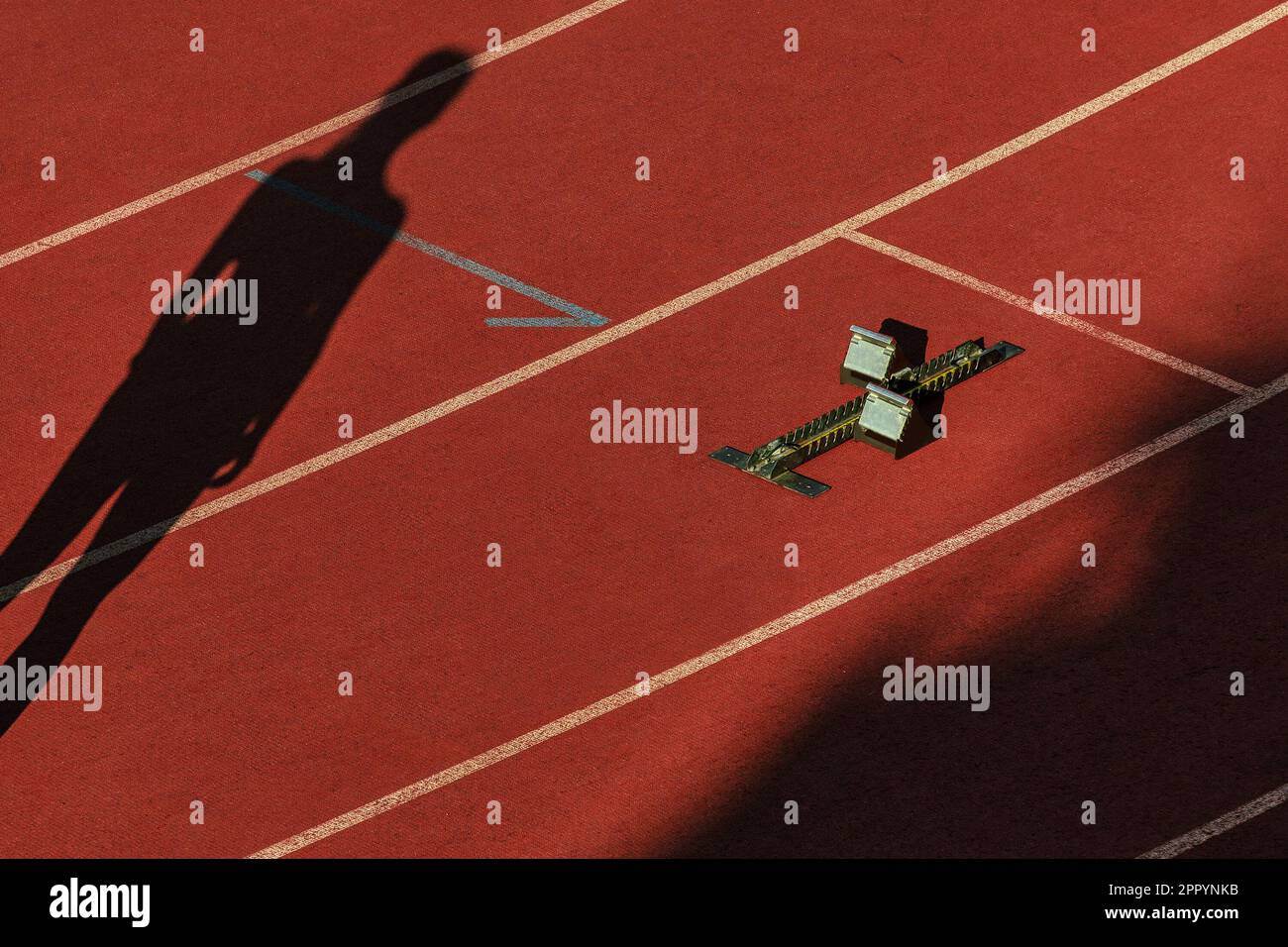 Female runner black track hi-res stock photography and images - Alamy