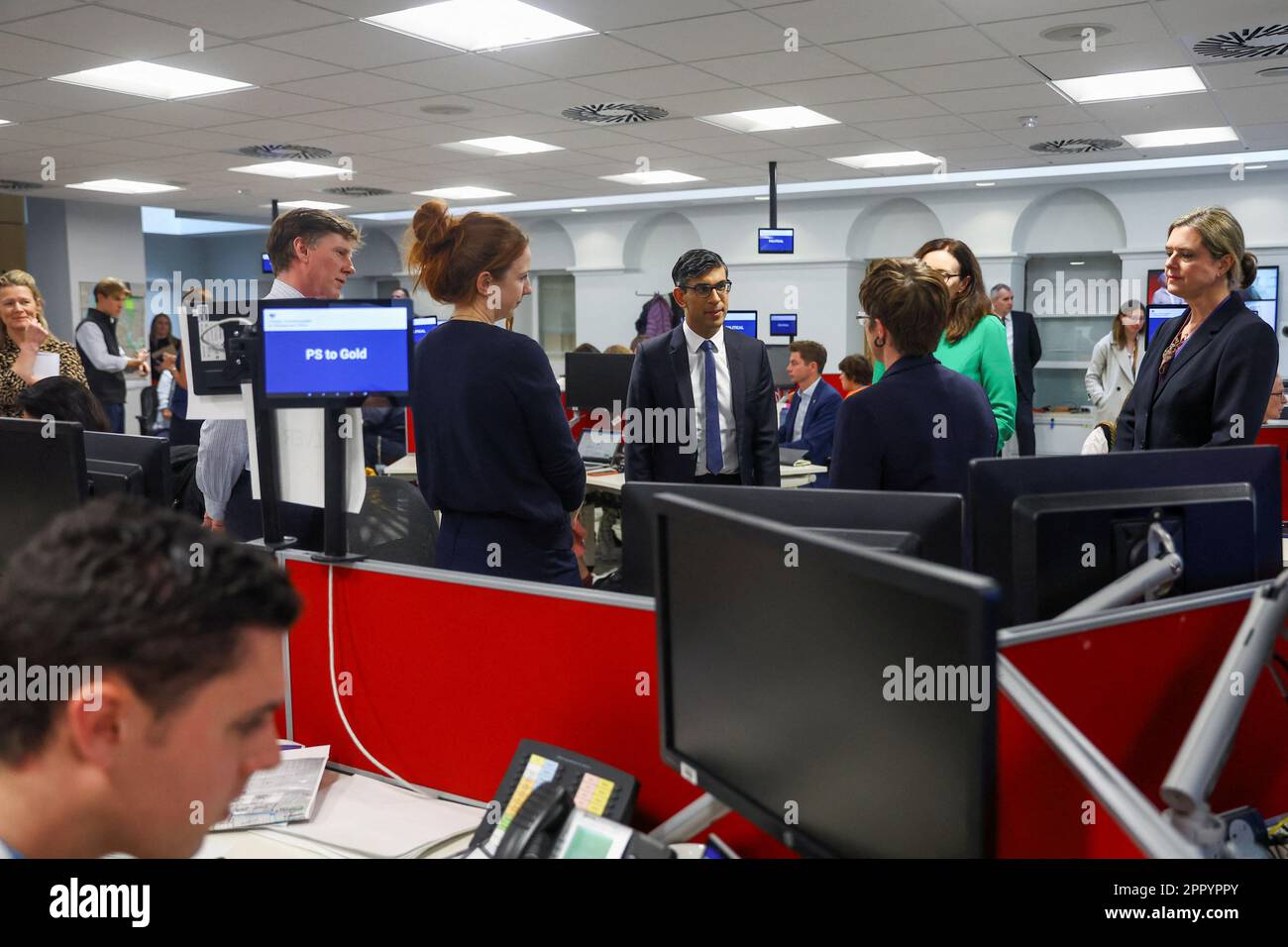 Sudan evacuation british hi-res stock photography and images - Alamy
