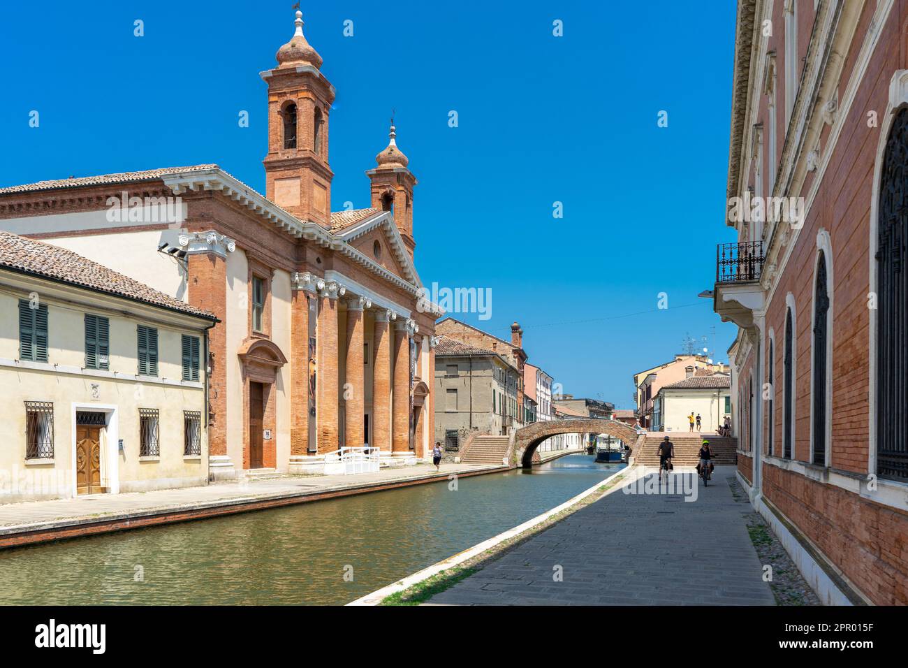 Right of po river hi-res stock photography and images - Alamy