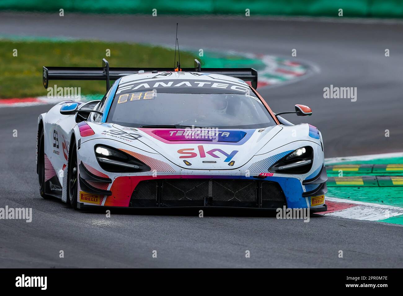 Mclaren 720s gt3 evo team hi-res stock photography and images - Alamy